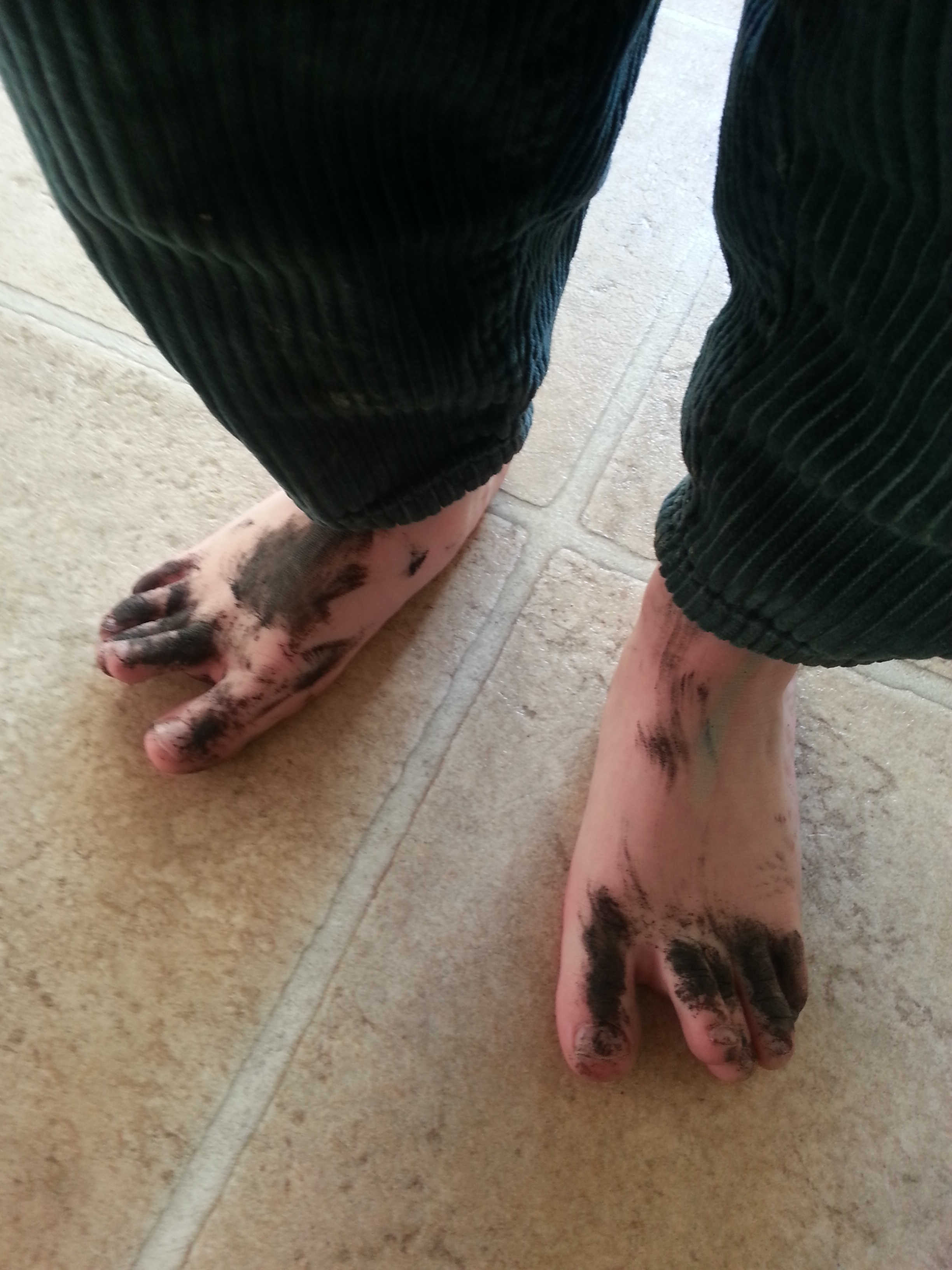 henry-feet - She's Losing It!